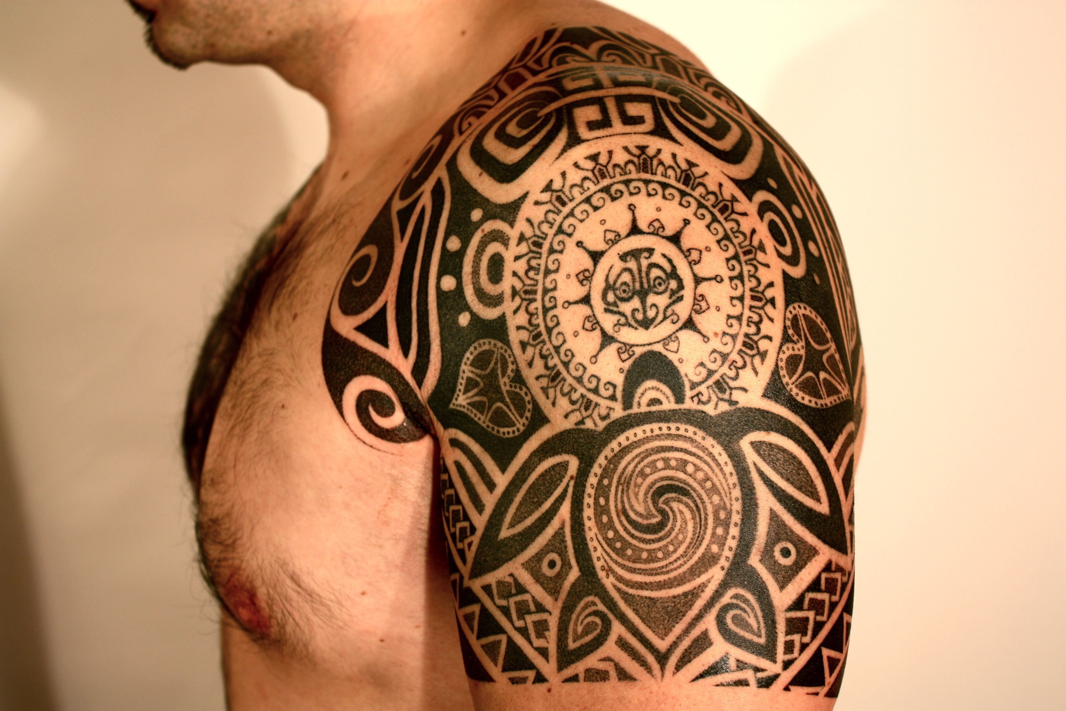 Hawaiian Tattoos: Art, Culture, and Heritage - VeAn Tattoo