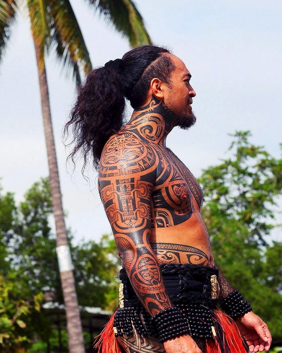 Hawaiian Tattoos: Art, Culture, and Heritage - VeAn Tattoo