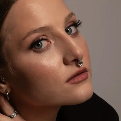 Septum Piercing: A Comprehensive Guide to Style and Care | VeAn Tattoo