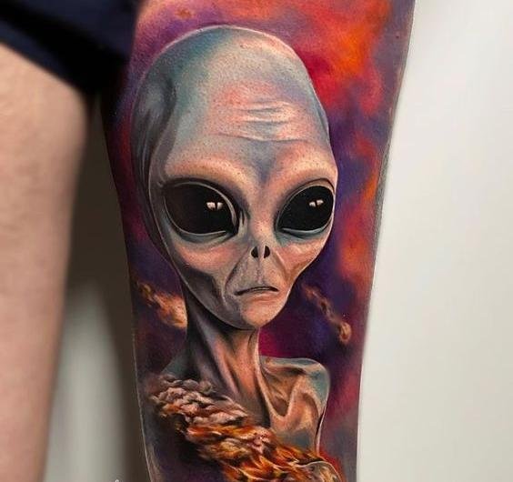 Alien Tattoos: A Style That Conquers the Universe - VeAn Tattoo