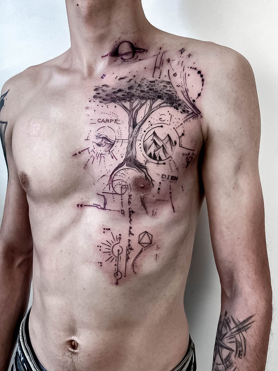 Micro Realism Tattoos: Detailed Miniature Art by Top Canadian Artists ...