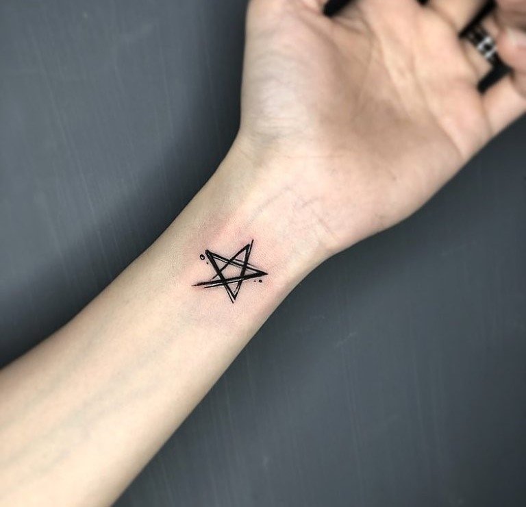 Star Tattoo Designs: Meanings, History, and Popular Styles - VeAn Tattoo
