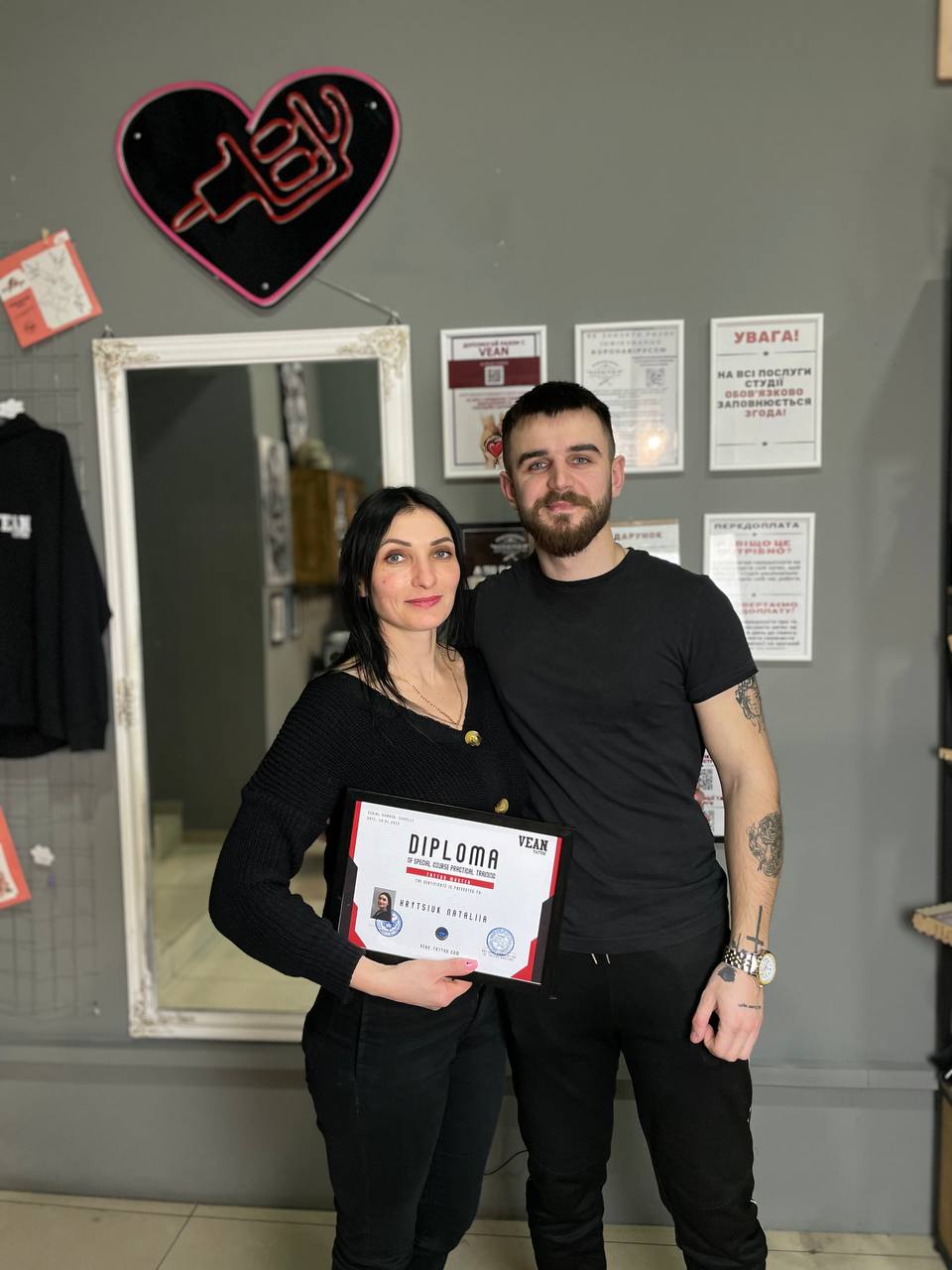 certificate | VeAn Tattoo